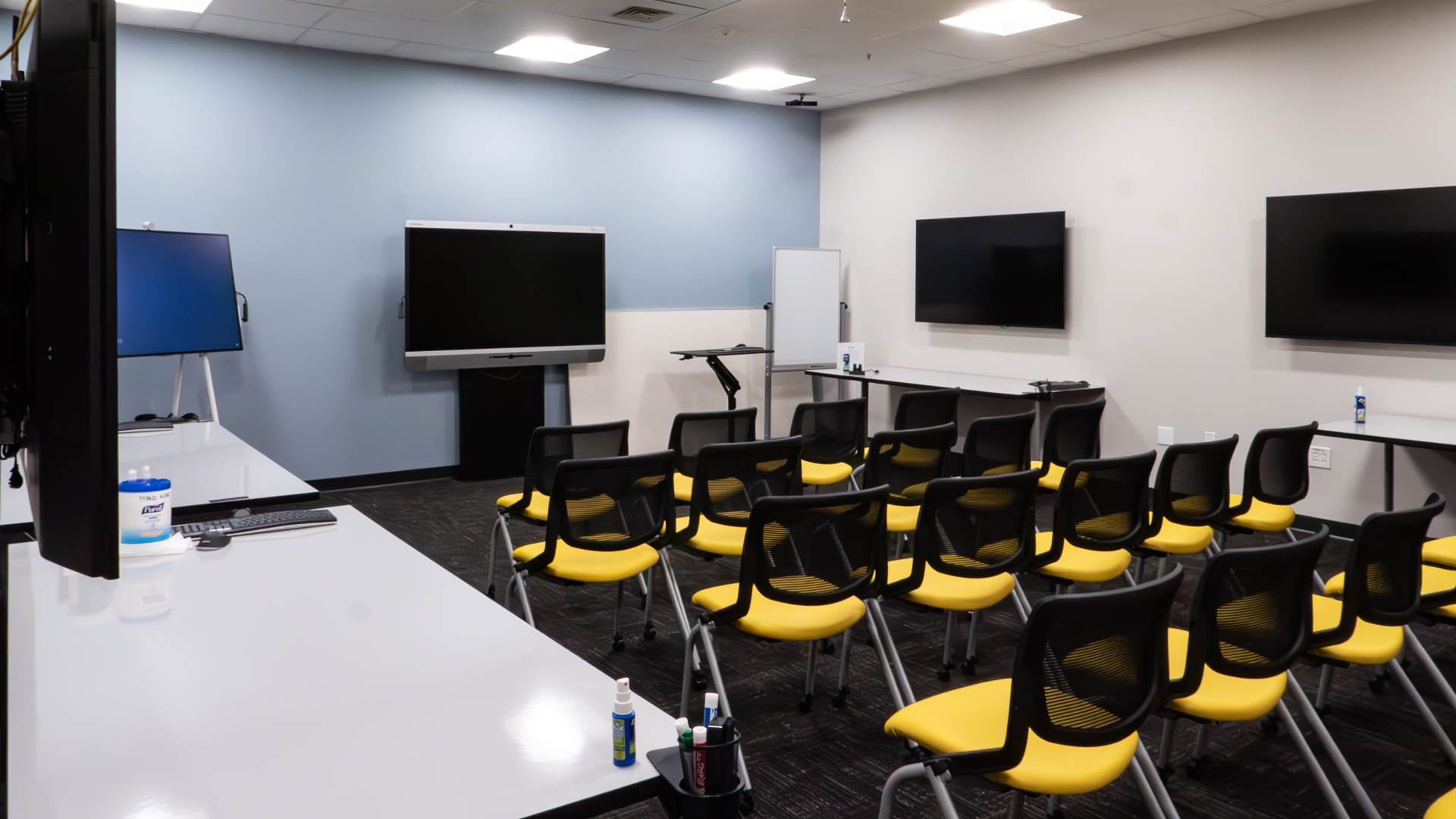FMC Collaboration Spaces - UCF
